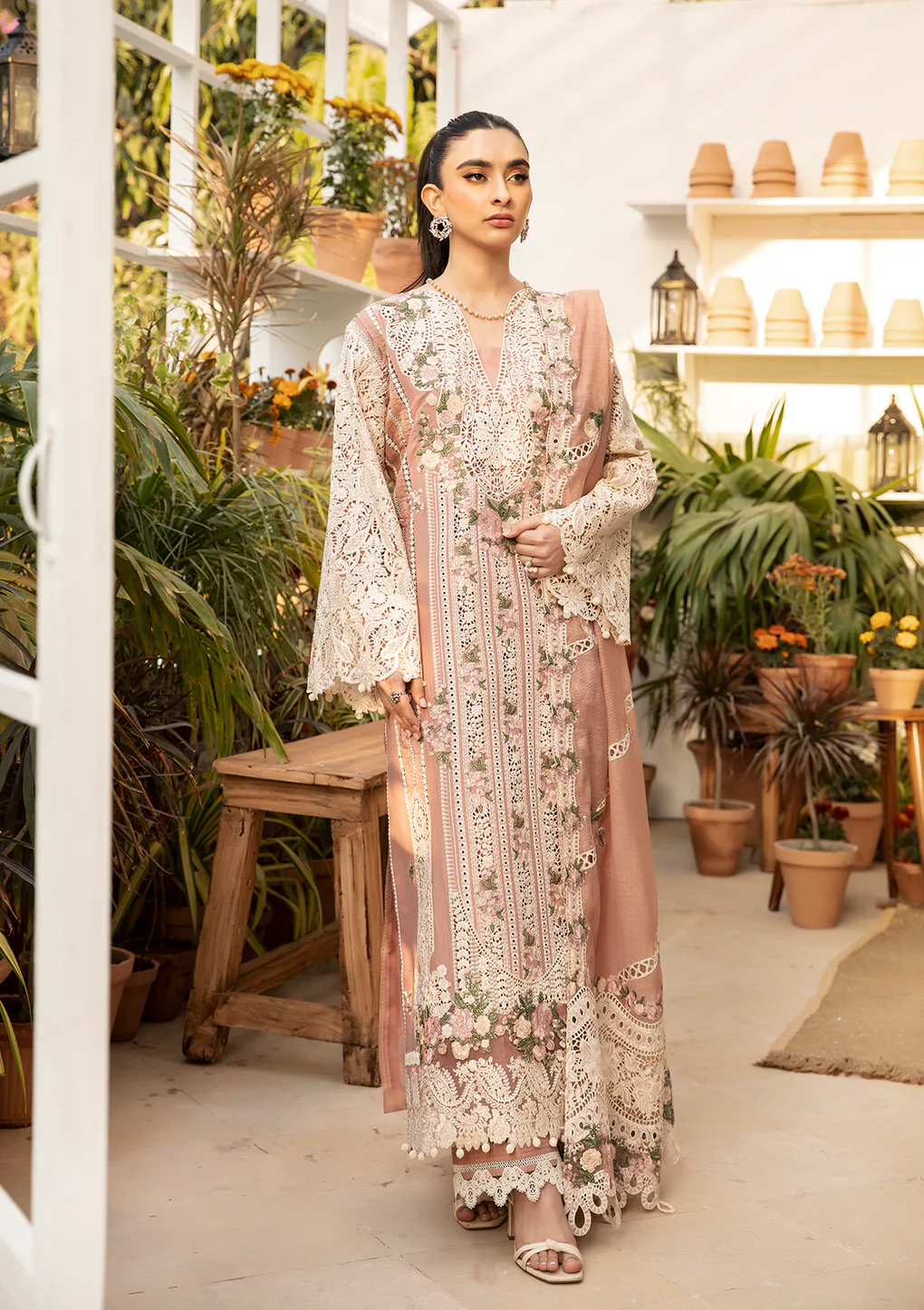 Elaf Luxury Lawn 2025 | ELM-12 SHAHANA - BegumSaab | Pakistani Designer ...