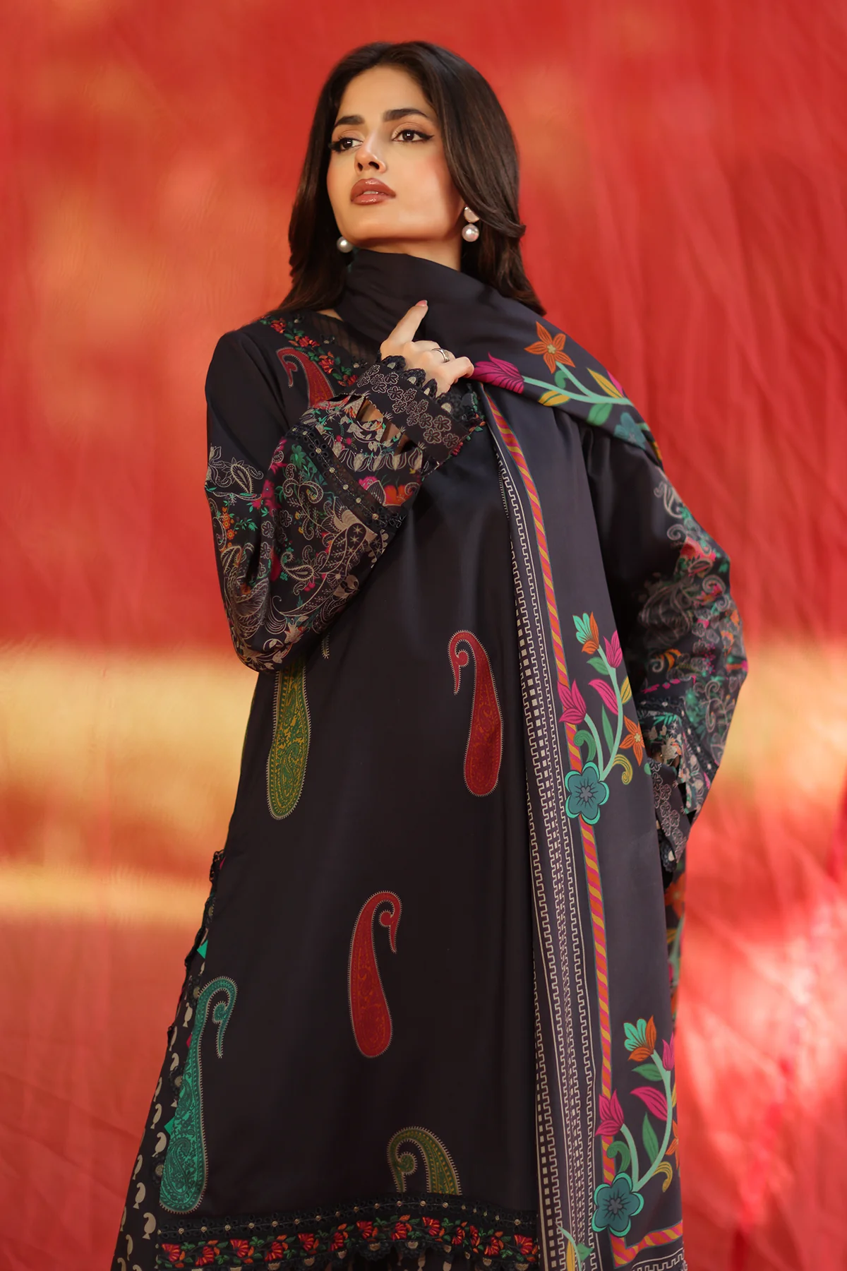 Charizma Aniq Linen 25 Vol 2 - BegumSaab | Pakistani Designer Suits ...